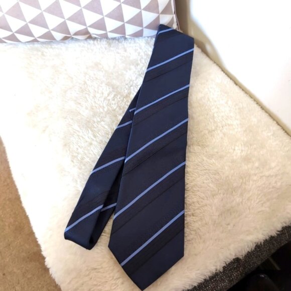 Hugo Boss | Accessories | Hugo Boss Italy Silk Bloke Blokecore Preppy ...